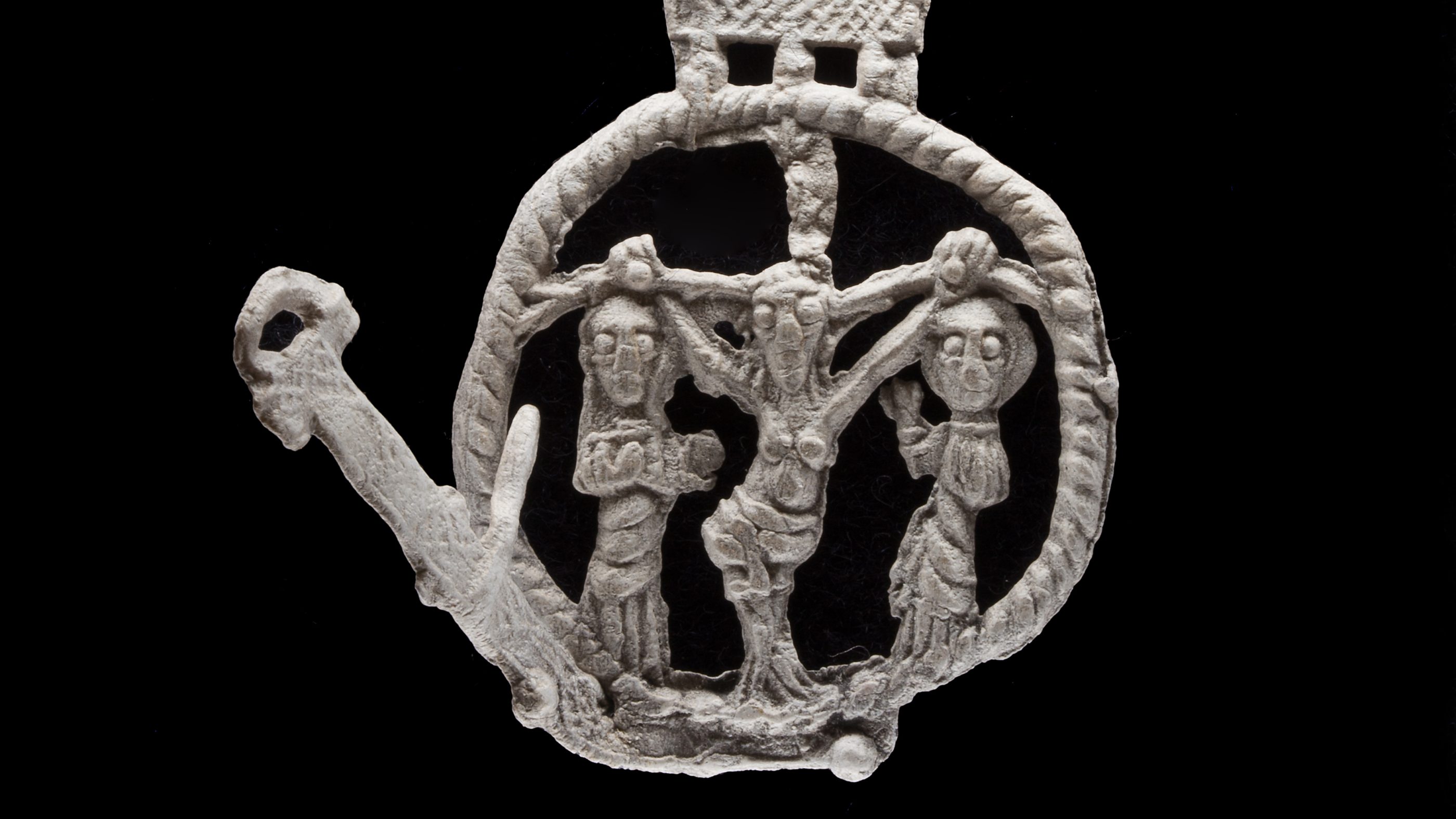 For the first time, this exhibition in the Niguliste Museum presents to ...