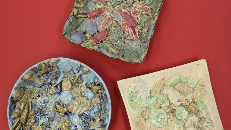 Keraamika: külluslik vaagen - Eesti Kunstimuuseum